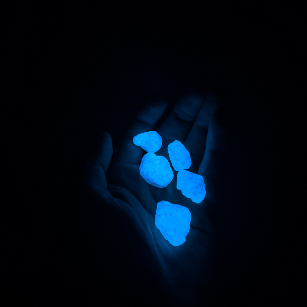 16-25mm Glow in the Dark Aggregate | 12+ Hours of Glow every night ...
