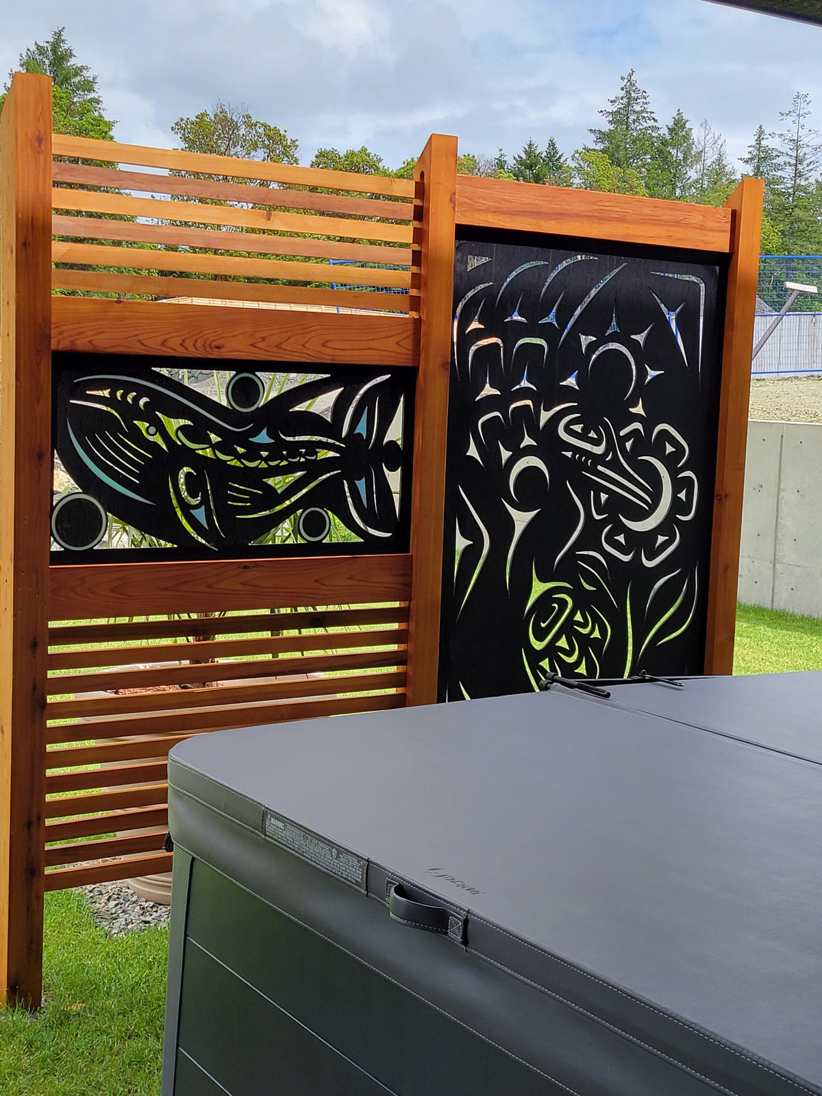 White Whale Privacy Screen